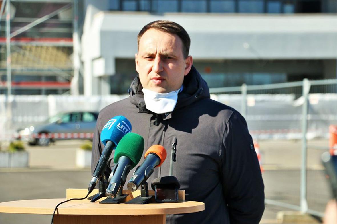 meras punktas | Dainavos žodis